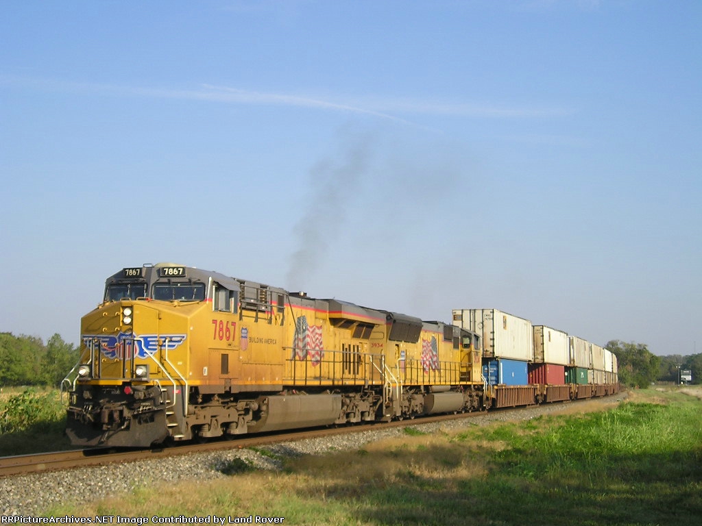 UP 7867 On NS 295 Eastbound